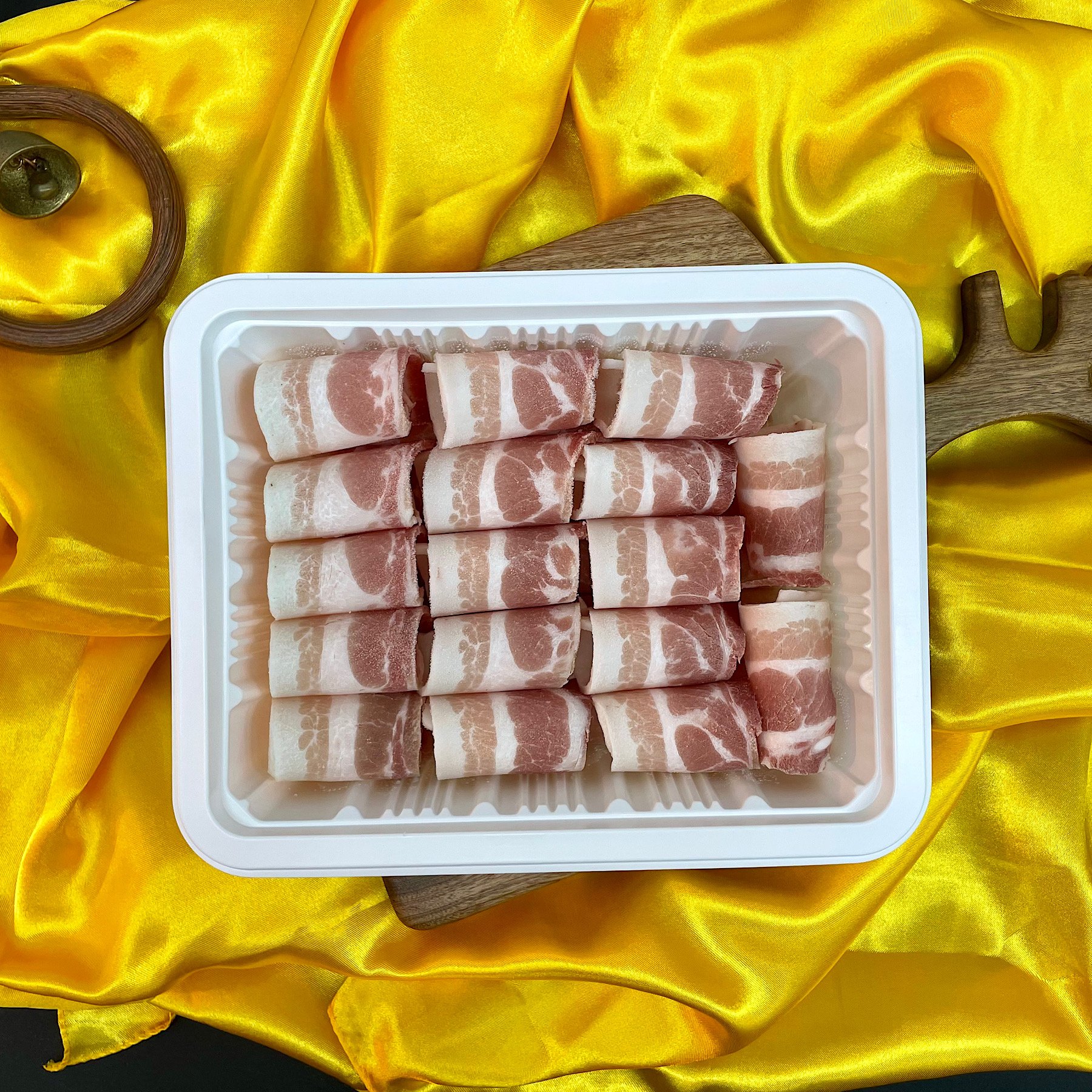 대패삼겹살 600g냉동보관 칠레산등록반려상품정보제공고시 제조연월일소비기한 둘다 기재되어야 해서 수정필요 배민