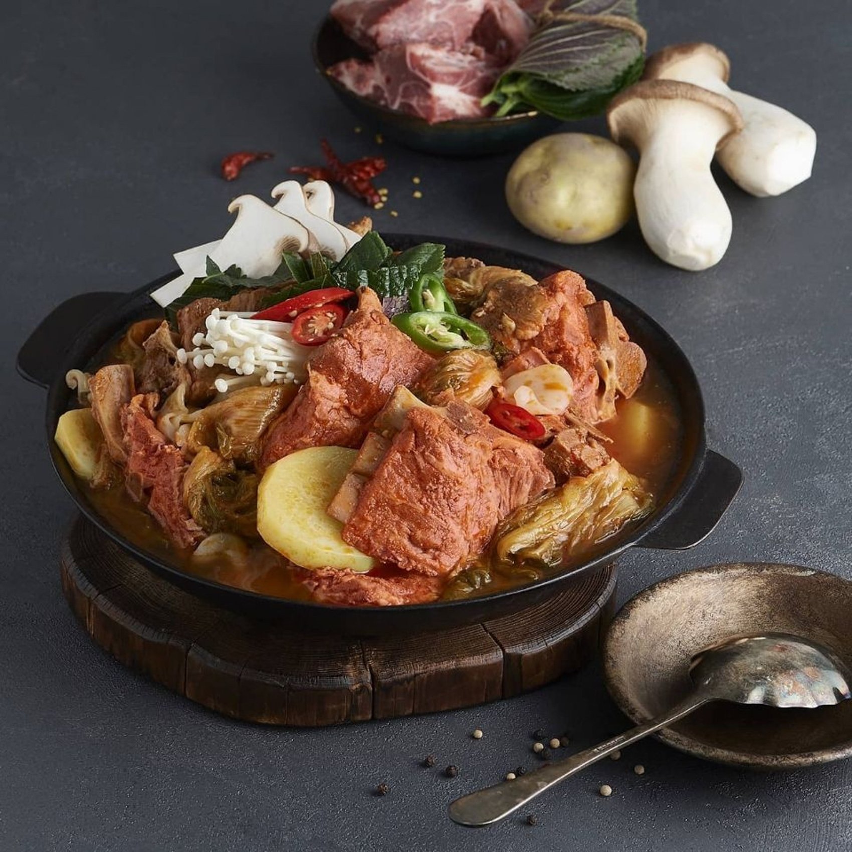 진한 국물이 일품인 감자탕 대 중동 본말감자탕 배민 장보기∙쇼핑