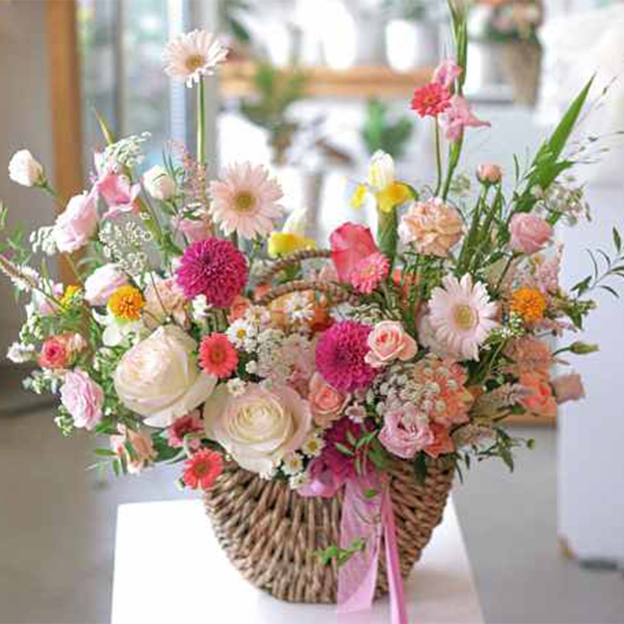 기본꽃바구니 다알리아 장미 혼합 배민 장보기∙쇼핑
