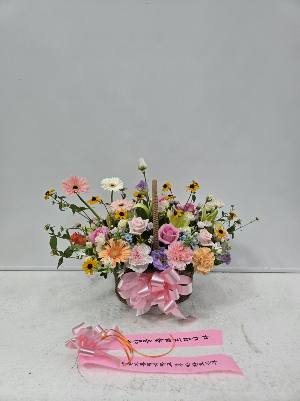 꽃바구니기본 거베라카네이션 혼합 배민 장보기∙쇼핑