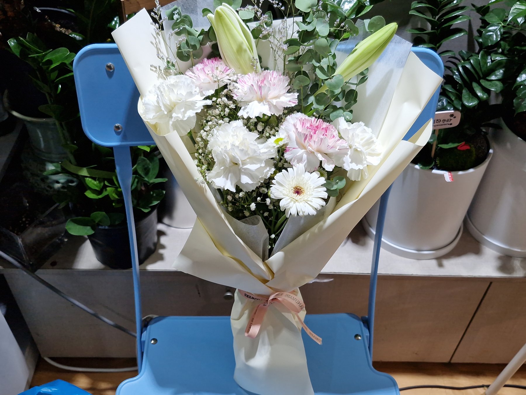 순수한 사랑 생화 꽃다발 배민 장보기∙쇼핑