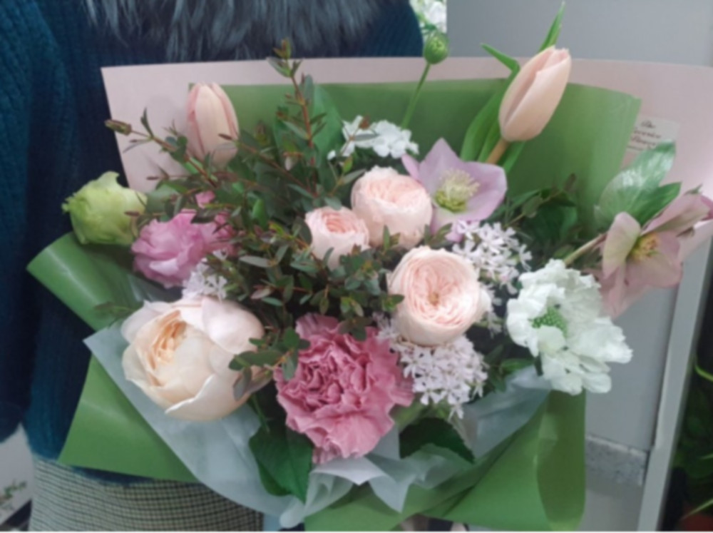 옅은 핑크 꽃다발 배민 장보기∙쇼핑