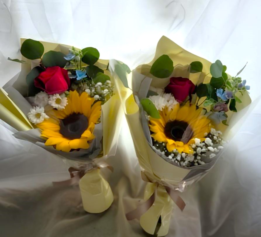 해바라기빨간장미 1송이 혼합 미니꽃다발 1p 배민 장보기∙쇼핑