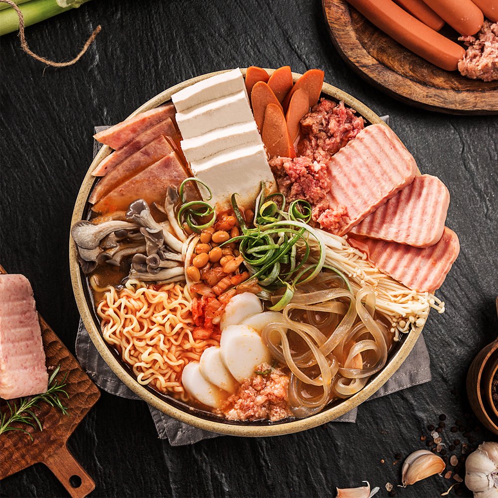 두툼하게 썰은 햄 깡통햄 부대찌개 3인분 오색 땅스부대찌개 배민 장보기∙쇼핑