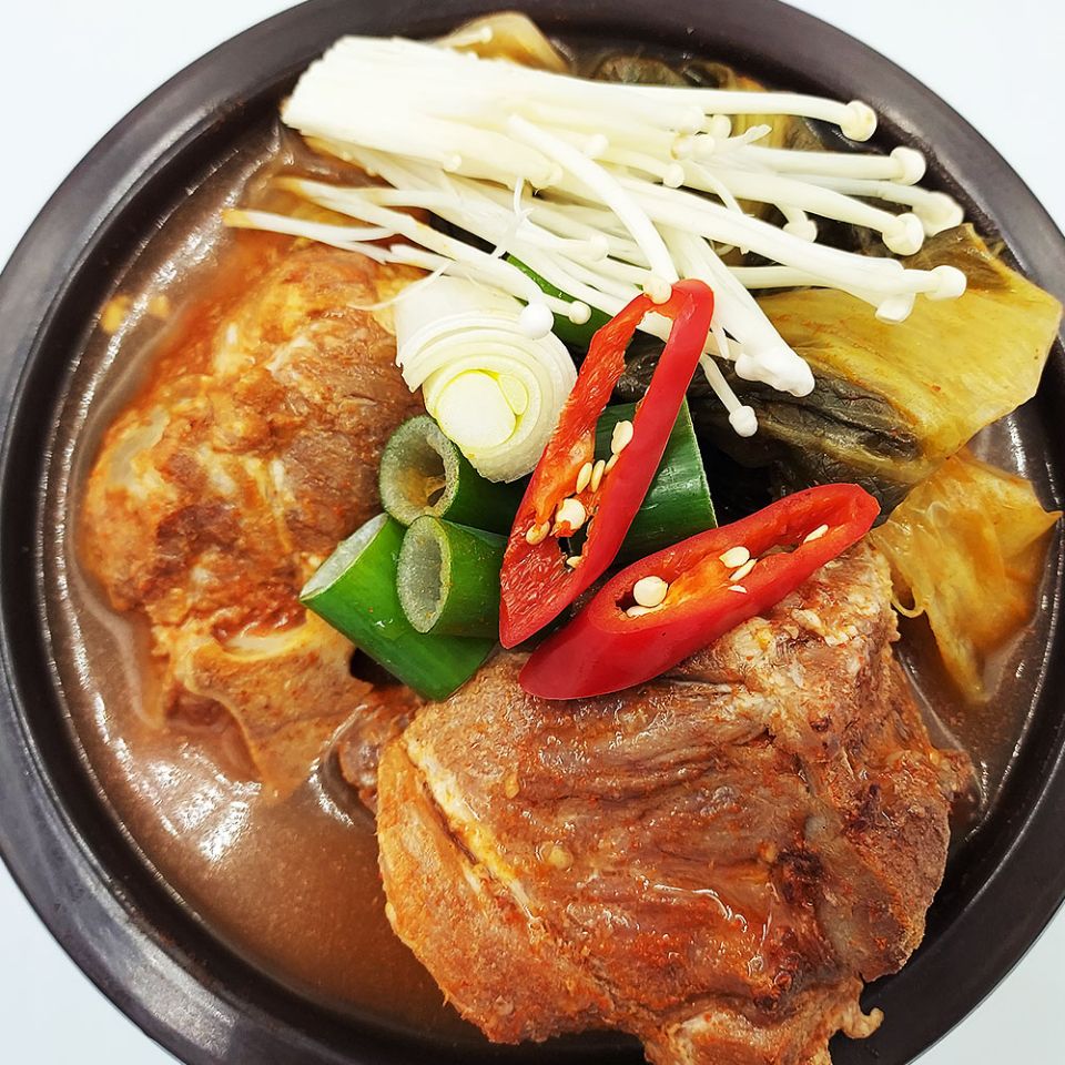얼큰한 뼈해장국 1인분 중동 본말감자탕 배민 장보기∙쇼핑
