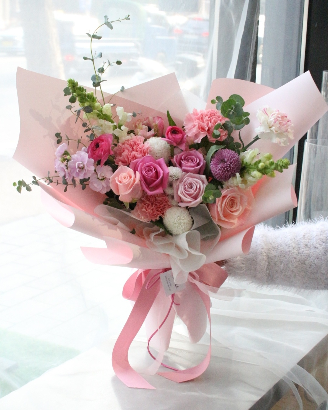 라넌큘러스 분홍장미 퐁퐁소국 핑크꽃다발 배민 장보기∙쇼핑
